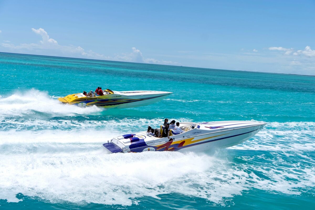 Bahamas Powerboat Club - Experience The Thrill